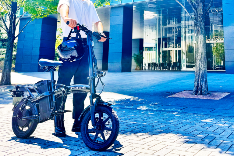 Easy【公式】 / Sun Emperor サンエンペラー